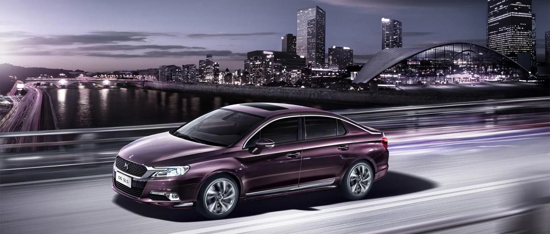 سدان لوکس فرانسوی به تهران آمد، DS5 LS رونمایی شد