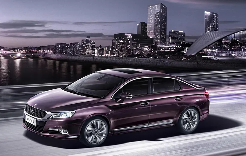 سدان لوکس فرانسوی به تهران آمد، DS5 LS رونمایی شد