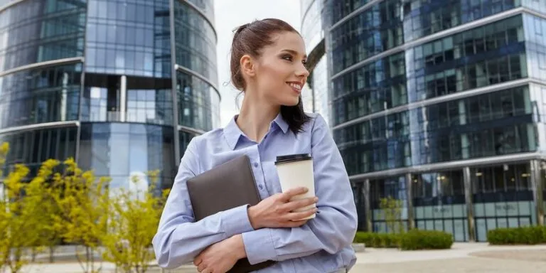 ۹ نکته برای اینکه در شروع شغل جدید موفق باشید • دیجی‌کالا مگ